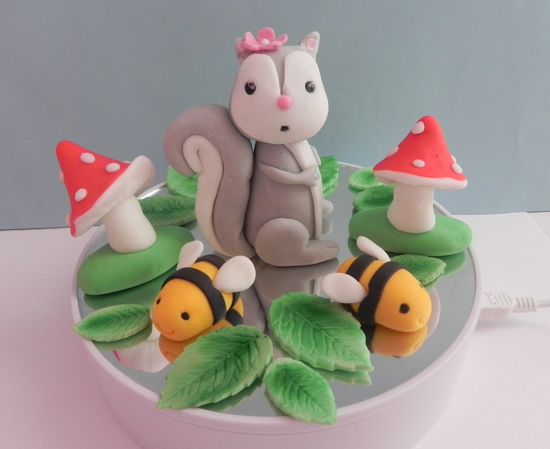 Squirrel Cake Topper for Birthday Cake Decorating for Children's Party ...
