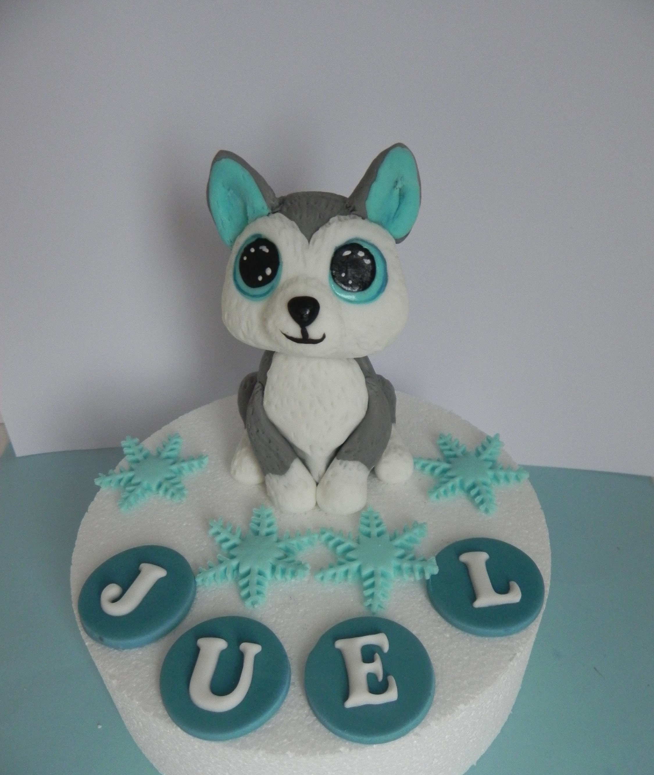 Fondant Toy Topper/ Wolf Cake Topper/ Sugar Paste Wolf/ - Etsy