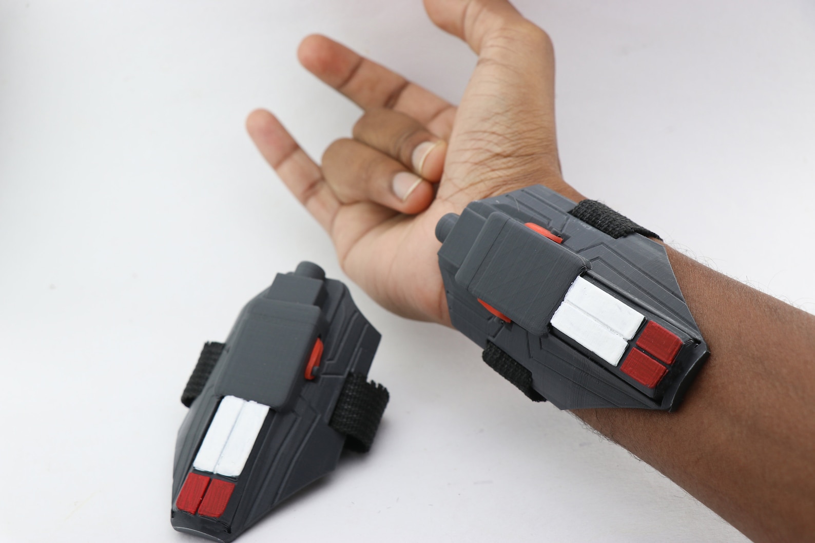 Working Spider-man Homecoming Web Shooters - Instant STL File Download ...