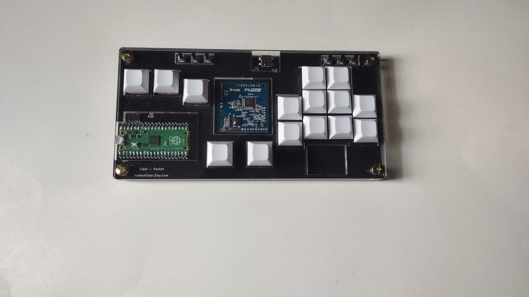 Clear Pocket [P5] | Split Layout Leverless Controller for Playstation ...