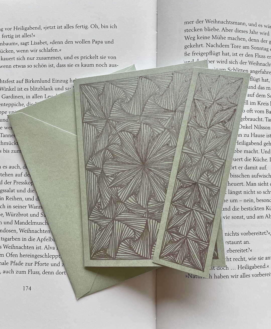 Greetings Card folded Card With White Paper Inlay and Matching Bookmark ...