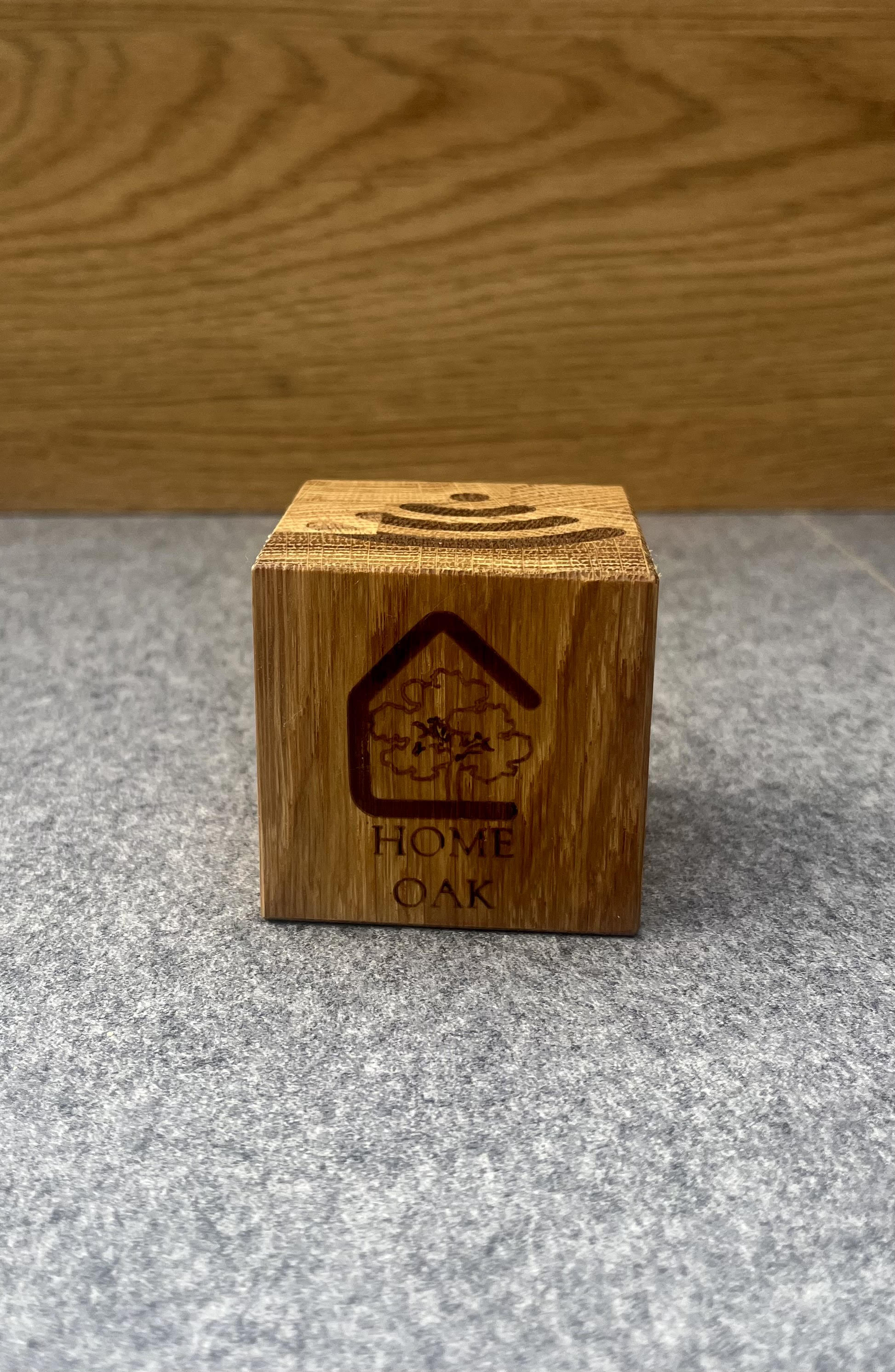 Wooden Cube With Company Logo or QR Code - Oak Cube 6x6cm - Etsy UK