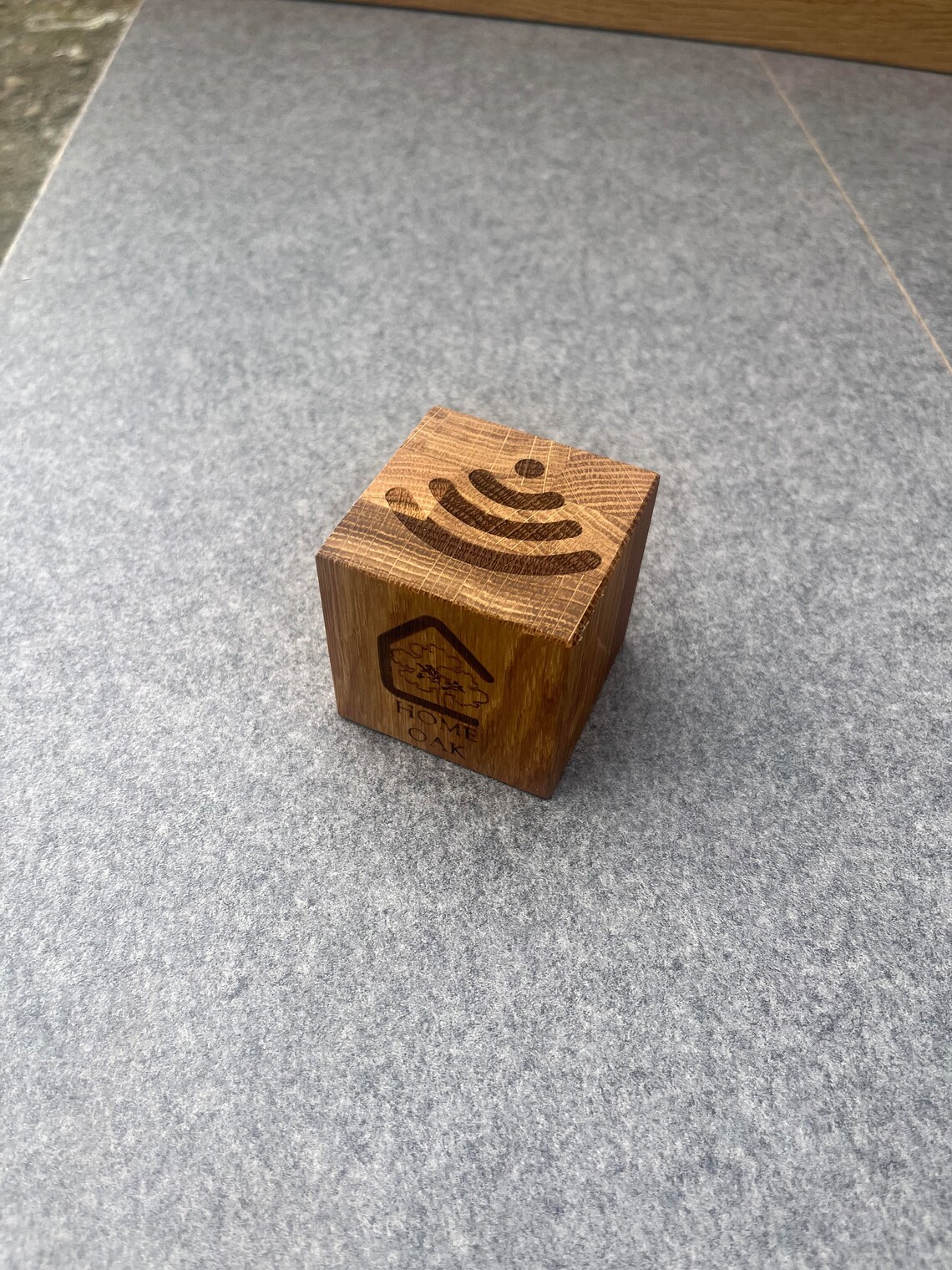 Wooden Cube With Company Logo or QR Code - Oak Cube 6x6cm - Etsy UK