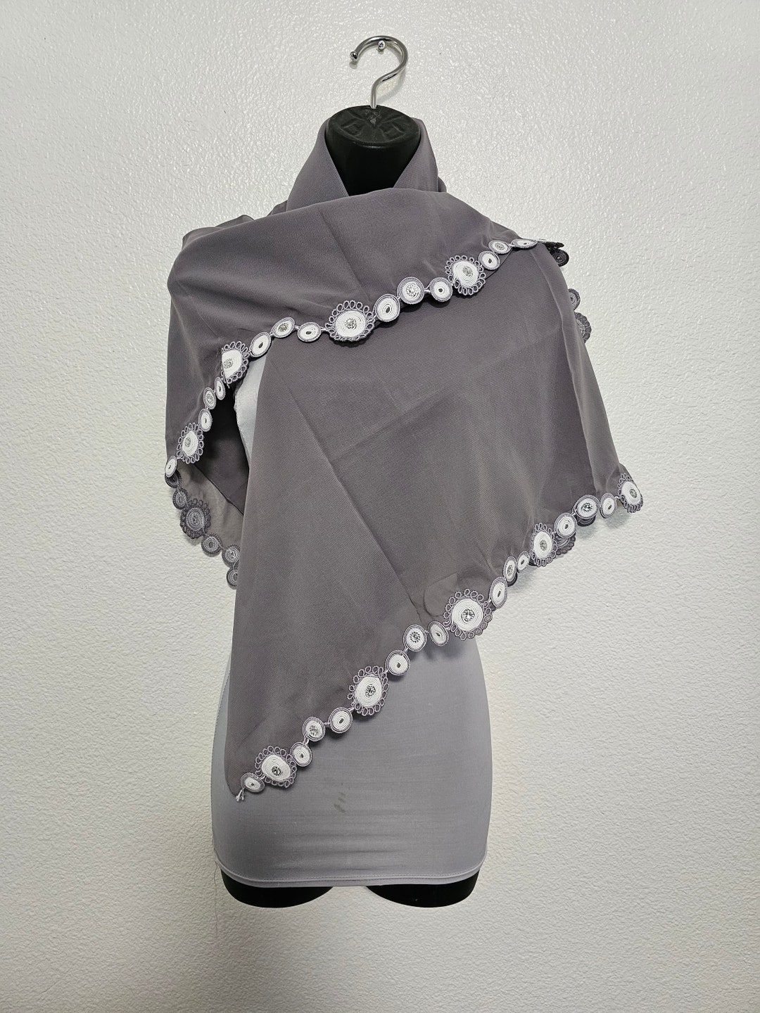 Eid Triangle Hijab Chiffon Embroidery With a Free Pin - Etsy