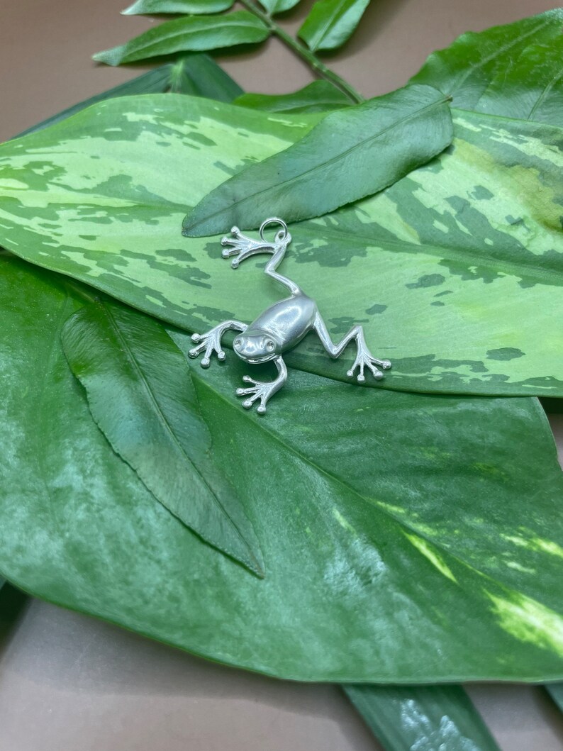 Hanging Tree Frog Necklace Sterling Silver - Etsy