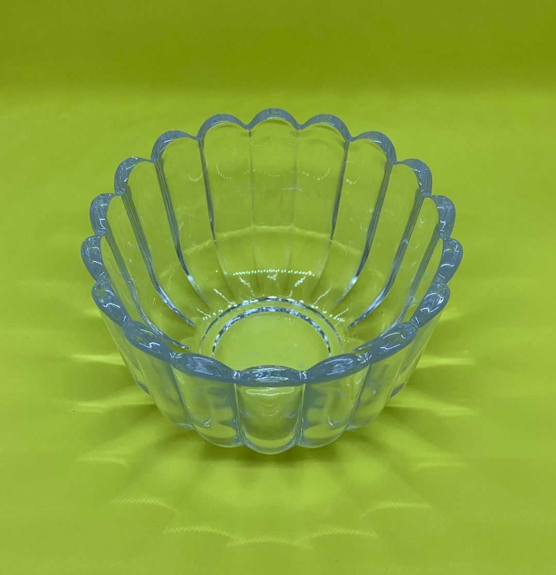 Soga Japan Scalloped Glass Bowl - Etsy