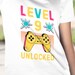 Level 9 Unlocked 9 Year Old Birthday Kids Gamer Retro Vintage 90s Gamer ...