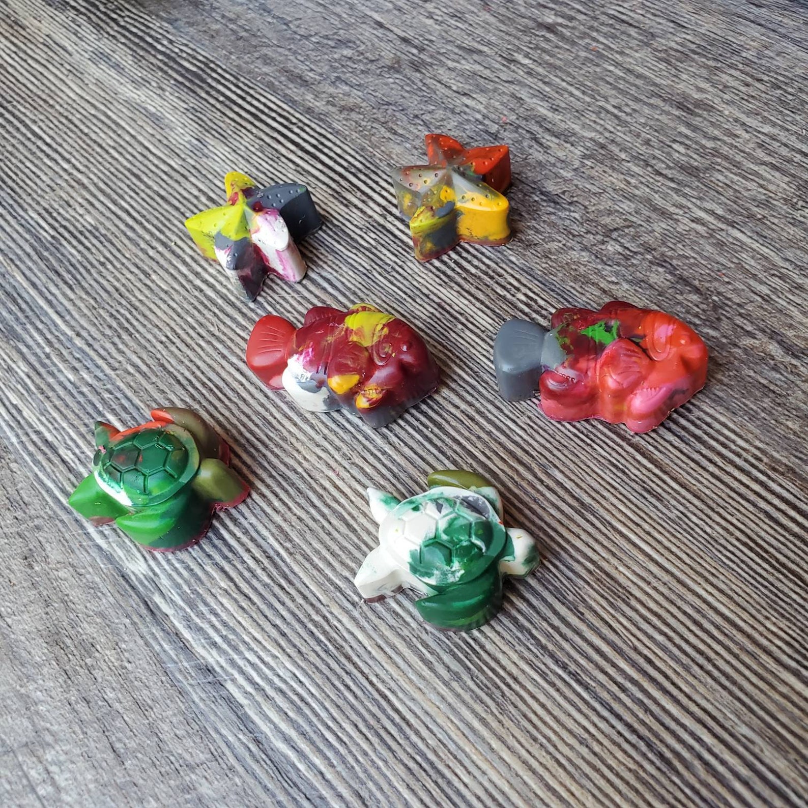 Ocean Themed Crayons turtle, Starfish, Fish Recycled Kids Party Favors ...