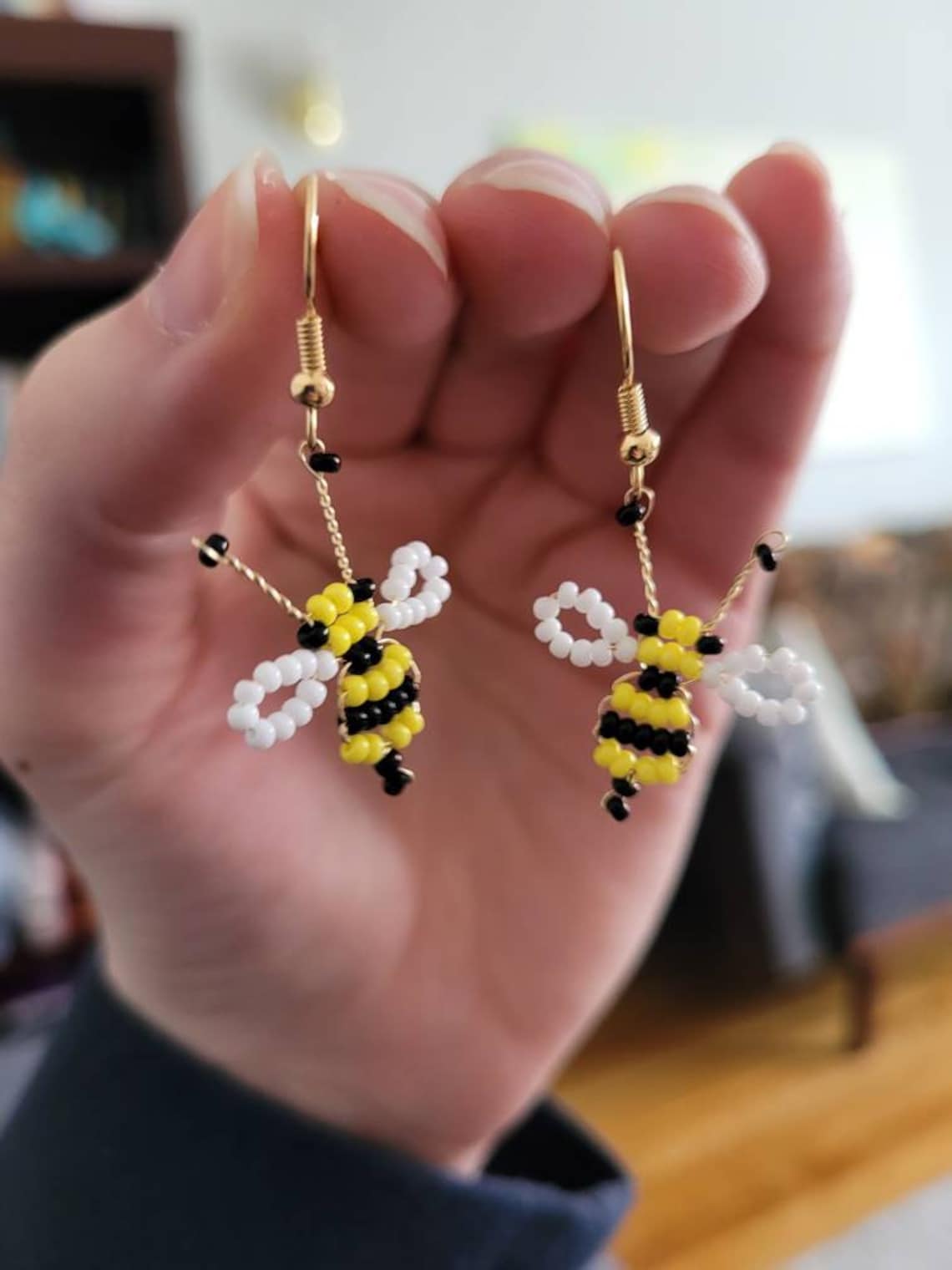 Handmade Beaded Bee Earrings - Etsy Canada