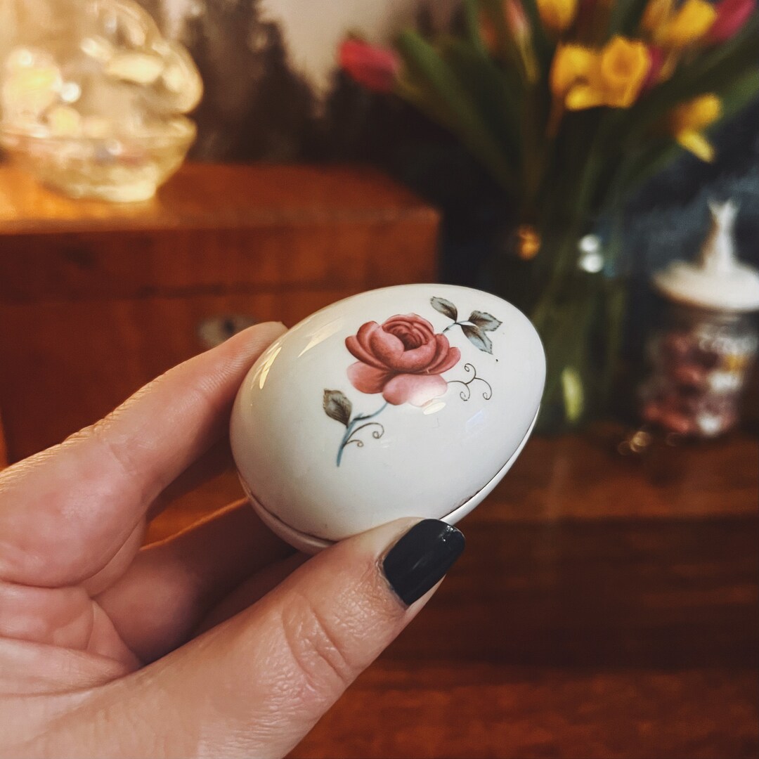 Vintage Fenton Pottery Egg Shaped Trinket Dish - Etsy