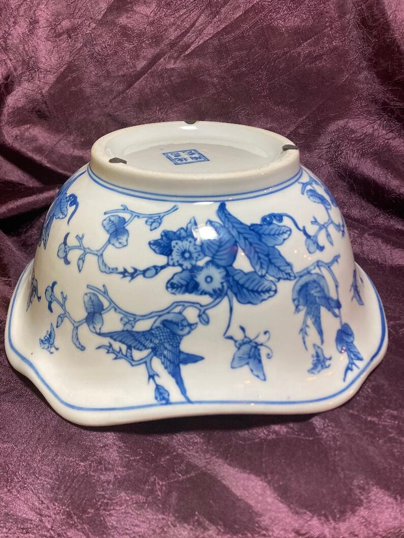 Blue and White Large Bowl Chinoiserie Chinese Asian Blue Birds Boskovs ...