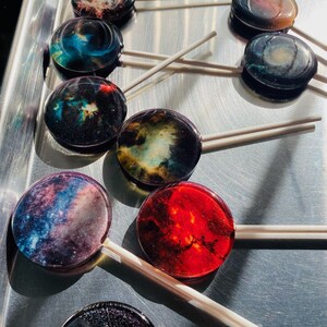 Set/12 Space and Galaxy Theme Kids Birthday Party Favor Lollipops to ...