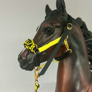 Model Horse Halter Set With Rope Noseband busy Bee Traditional 1:9 ...