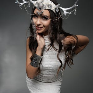 Silver Deer Antlers With Sparkling Rhinestones, Pearls, Chains and ...