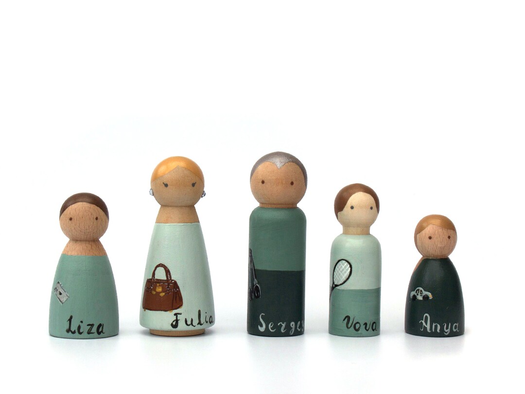 Minimalist Personalised Family Peg Dolls, Custom Peg Doll Family ...