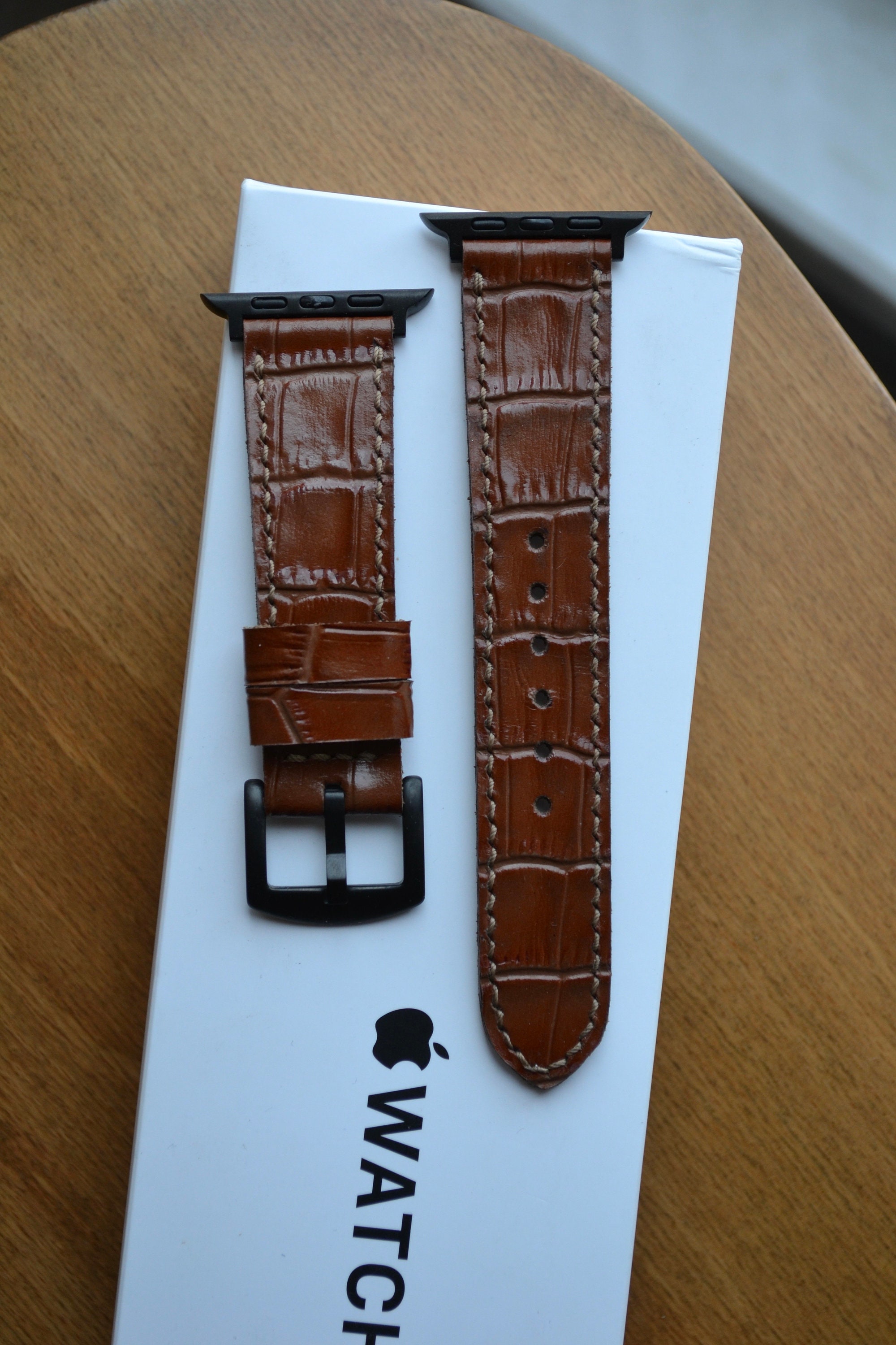 Croco Embossed Leather Apple Watch Band / 38,40,41mm, 42,44,45mm ...