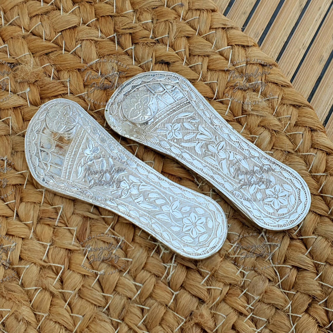 Laxmi Charan Paduka in Silver 60 %I Sacred Lakshmi Feet Idol for Wealth ...