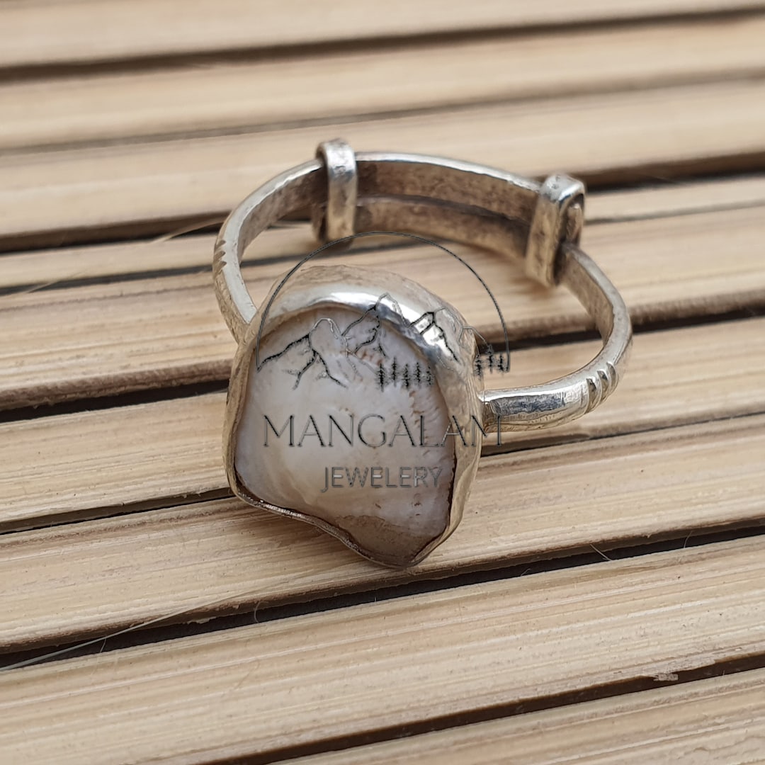 Natural Mach Mani Ring in Silver • Rare Fish Pearl Matsya Mani Gemstone ...