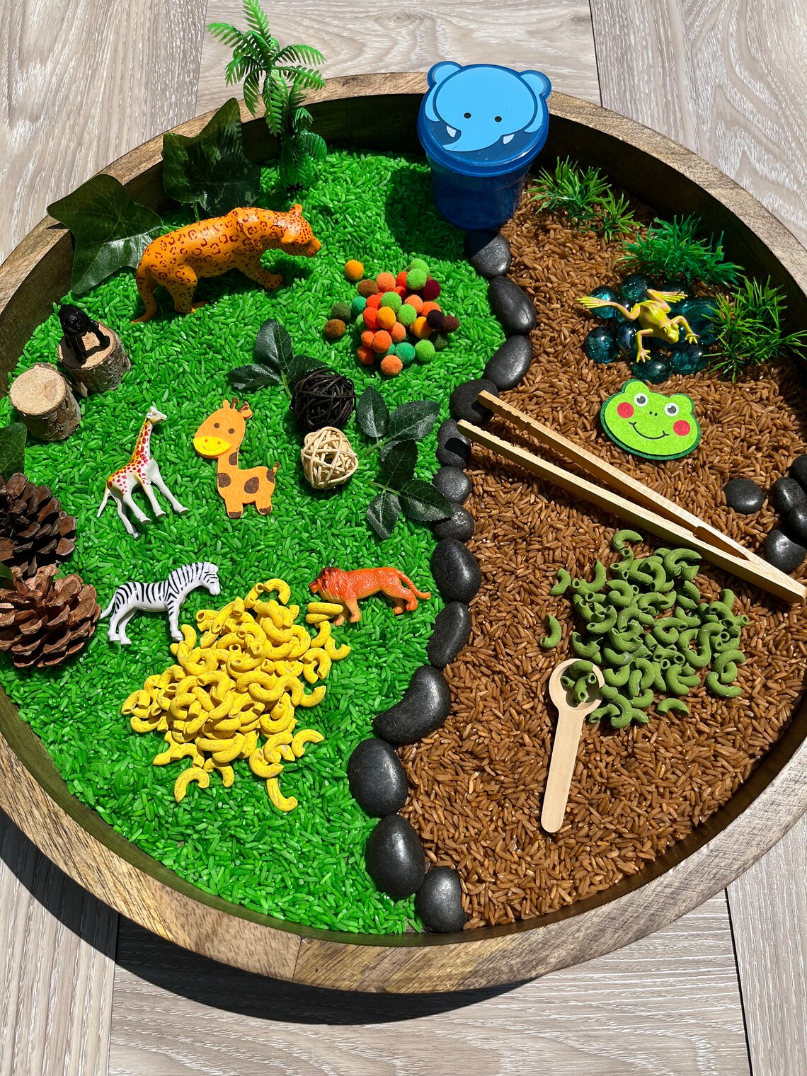 Sensory Bin/montessori/safari Animals Sensory Bin/safari - Etsy Canada