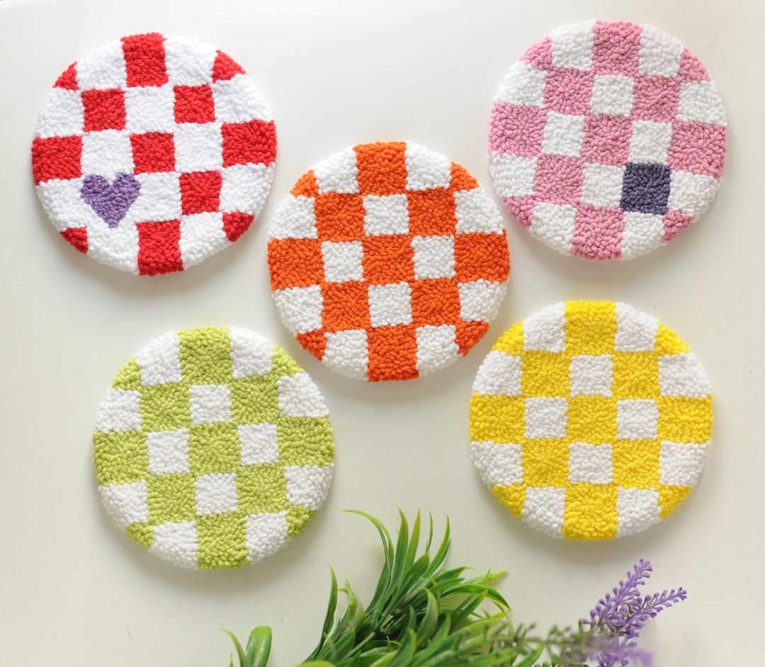Checkered Punch Needle Coaster, Handmade Drink Coaster, Mug Rug Coaster ...