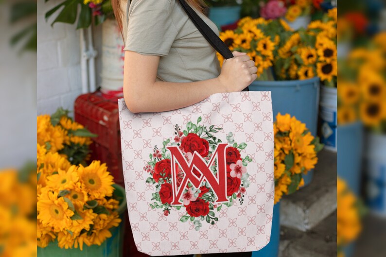 Feminine Auspice Maria Red Roses Floral Auspice Maria Virgin - Etsy