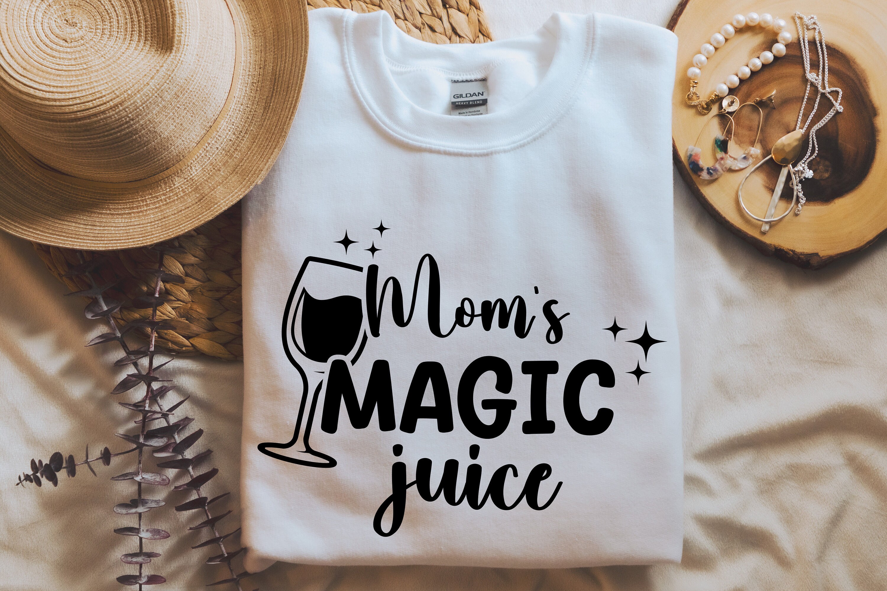 Mom's Magic Juice PNG, Mom Life SVG, Mother's Day Svg, Mom Svg, Mama ...
