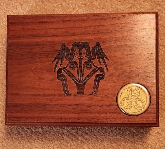 Box Frog Design First Nations - Gem