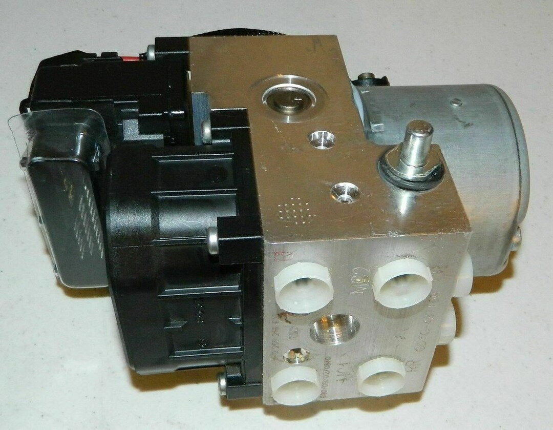 NEW ABS Modulator Assembly for 1998-1999 Mazda 626 W/traction - Etsy