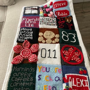 Crochet STRANGER THINGS Quilt PDF Pattern - Etsy Canada