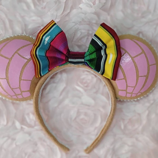 Concha Mickey Ears - Etsy