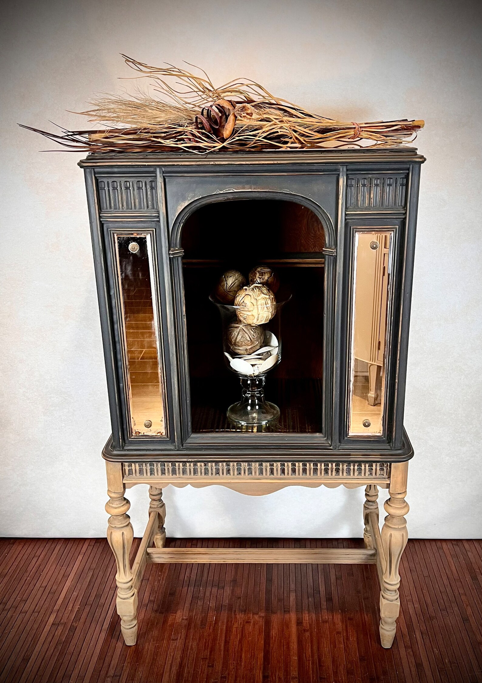 SOLD!!! 1920’s Antique Radio Cabinet - Etsy