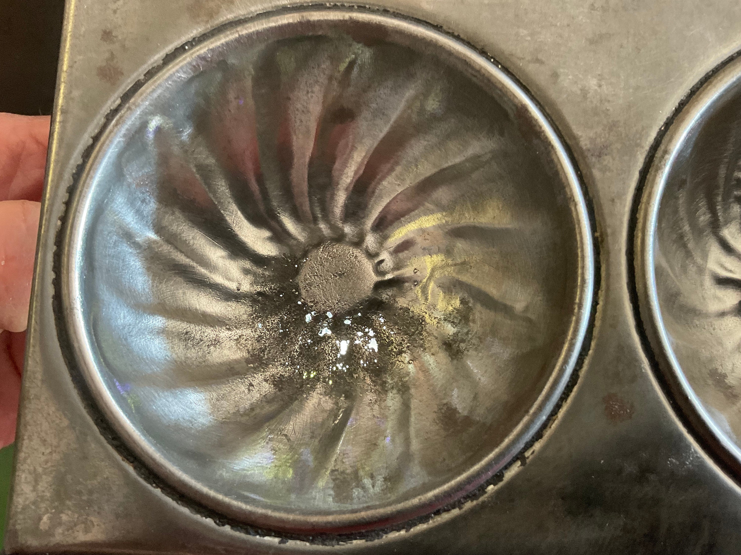 1940s Large Full Dozen Tinned Steel Turks Head Muffin Pan H-011 - Etsy