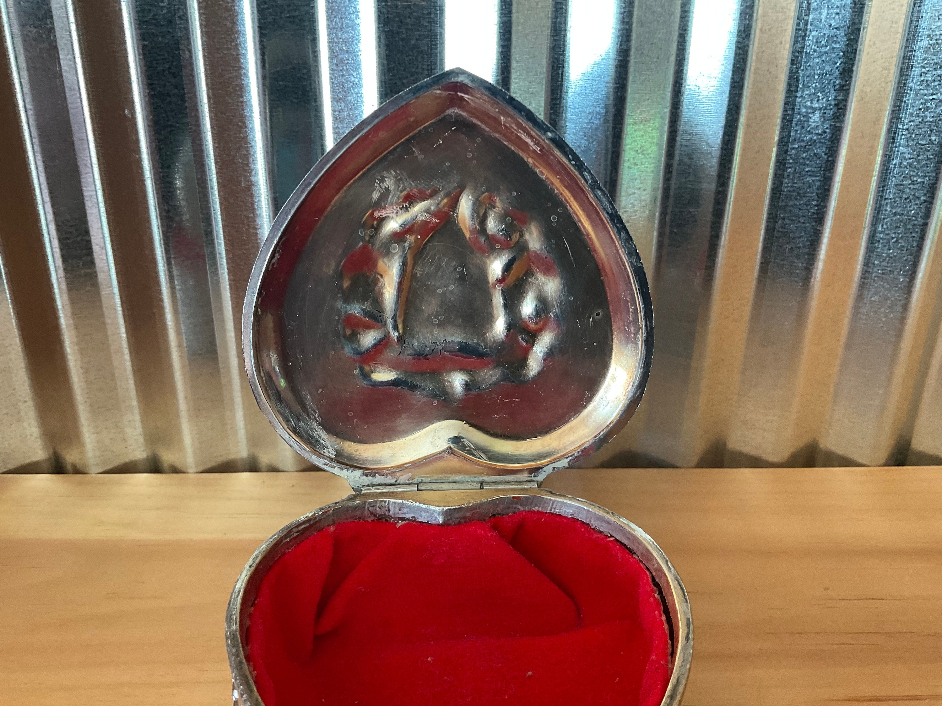 Japanese Silver Plated Coat of Arms Heart Shaped Trinket Box S-771 - Etsy