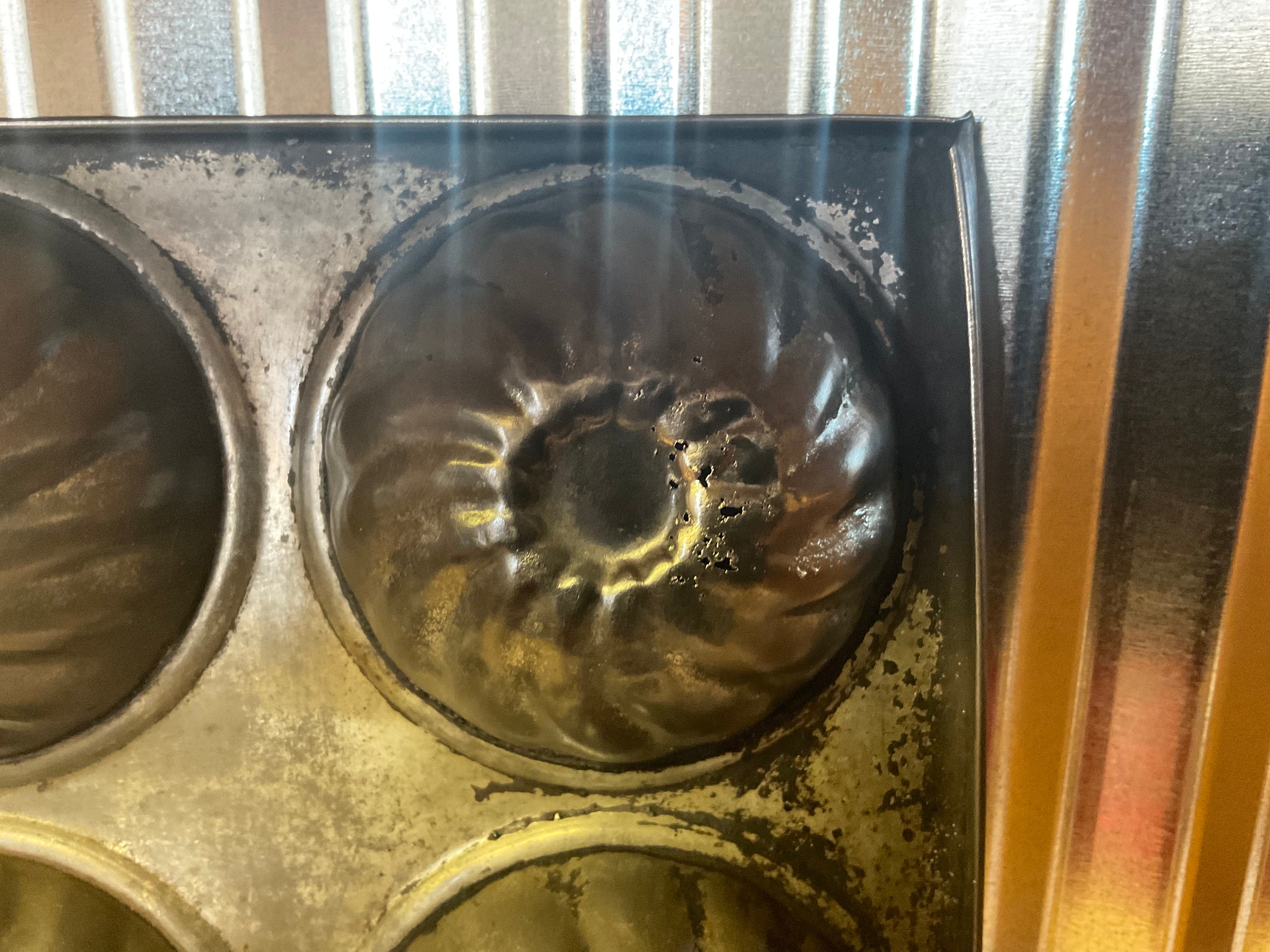 1940s Large Full Dozen Tinned Steel Turks Head Muffin Pan H-011 - Etsy