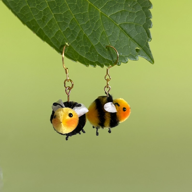 Fluffy Bumblebee Earrings Cute Silk Art Bee Dangle Yellow Kawaii Insect ...