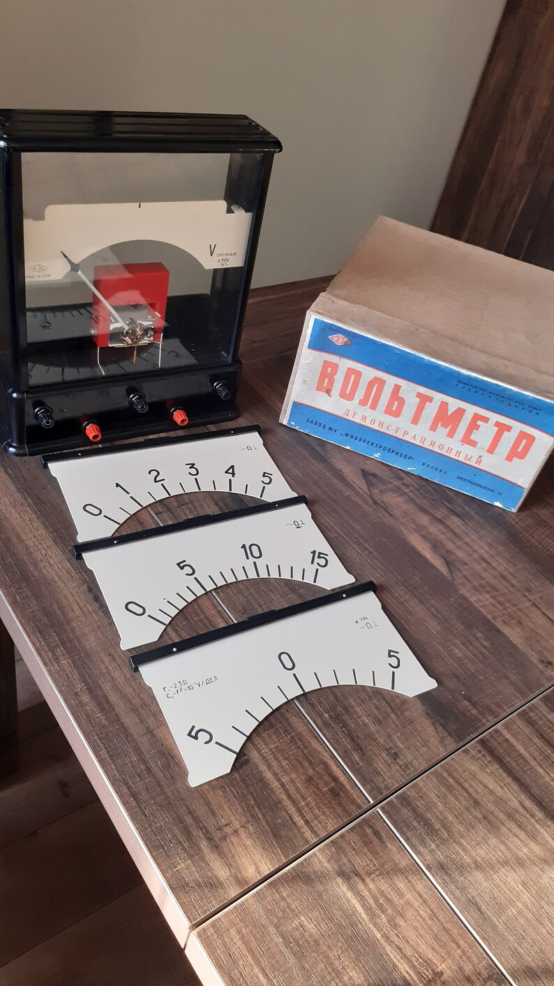 1971 Voltmeter, Bakelite Unit, Classroom Model, Industrial Style, Man ...