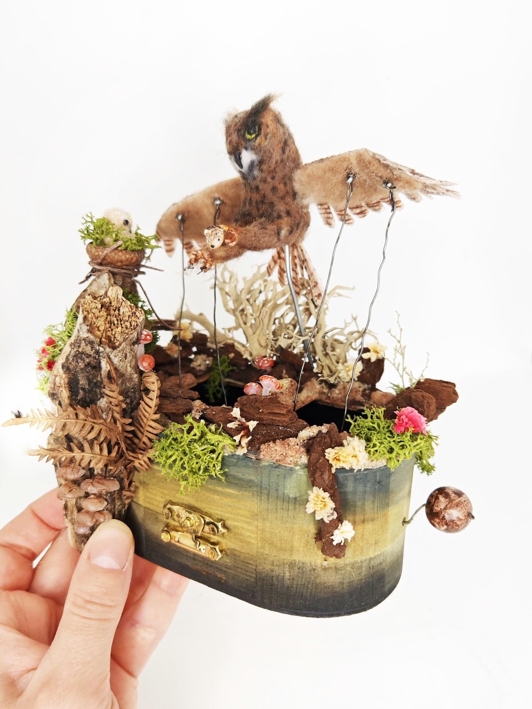 Needle Felted Great Horned Owl Automata and Two Moving, Hungry Chicks ...
