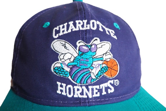 Vintage CHARLOTTE HORNETS Cap 90s nba sport hat purpl… - Gem