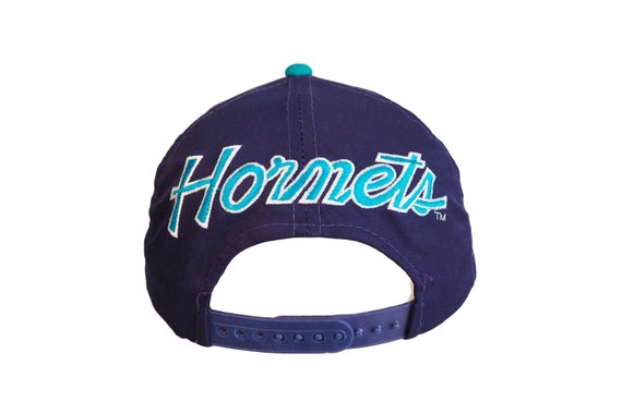 Vintage CHARLOTTE HORNETS Cap 90s nba sport hat purpl… - Gem