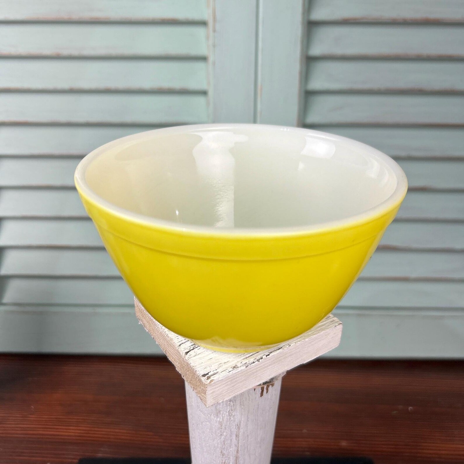 Vintage Pyrex Mixing Bowl. Yellow Nesting Bowl 1.5 Pint 401. - Etsy
