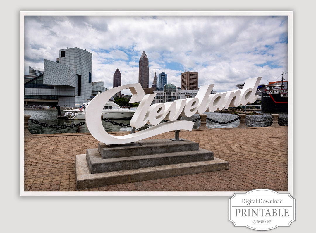 Cleveland Script Skyline Print: Cityscape Photo (digital Download) - Etsy