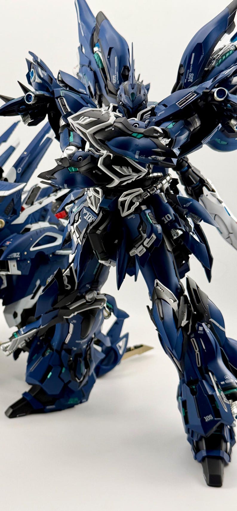 MG 1/100 Sinanju Takumi Studio Conversion - Custom Painted Build - Etsy