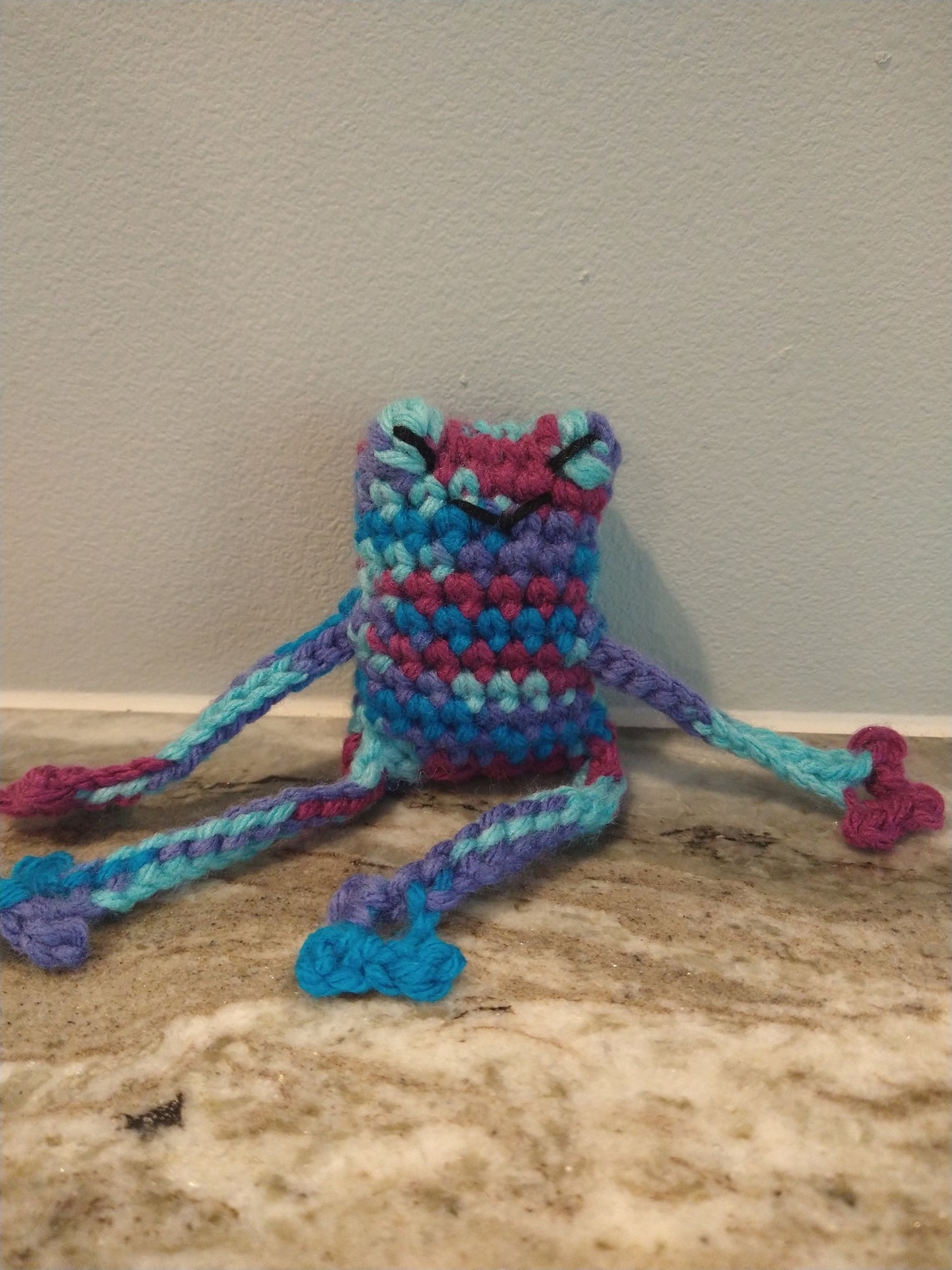 Small Cute Crochet Frogs PATTERN BY: Knotjadedco - Etsy