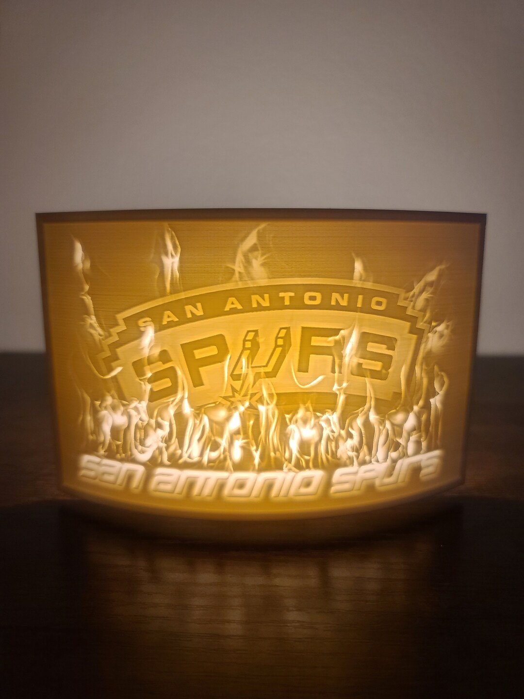NBA San Antonio Spurs Custom Night Light Ball Art Piece for Bookshelf ...