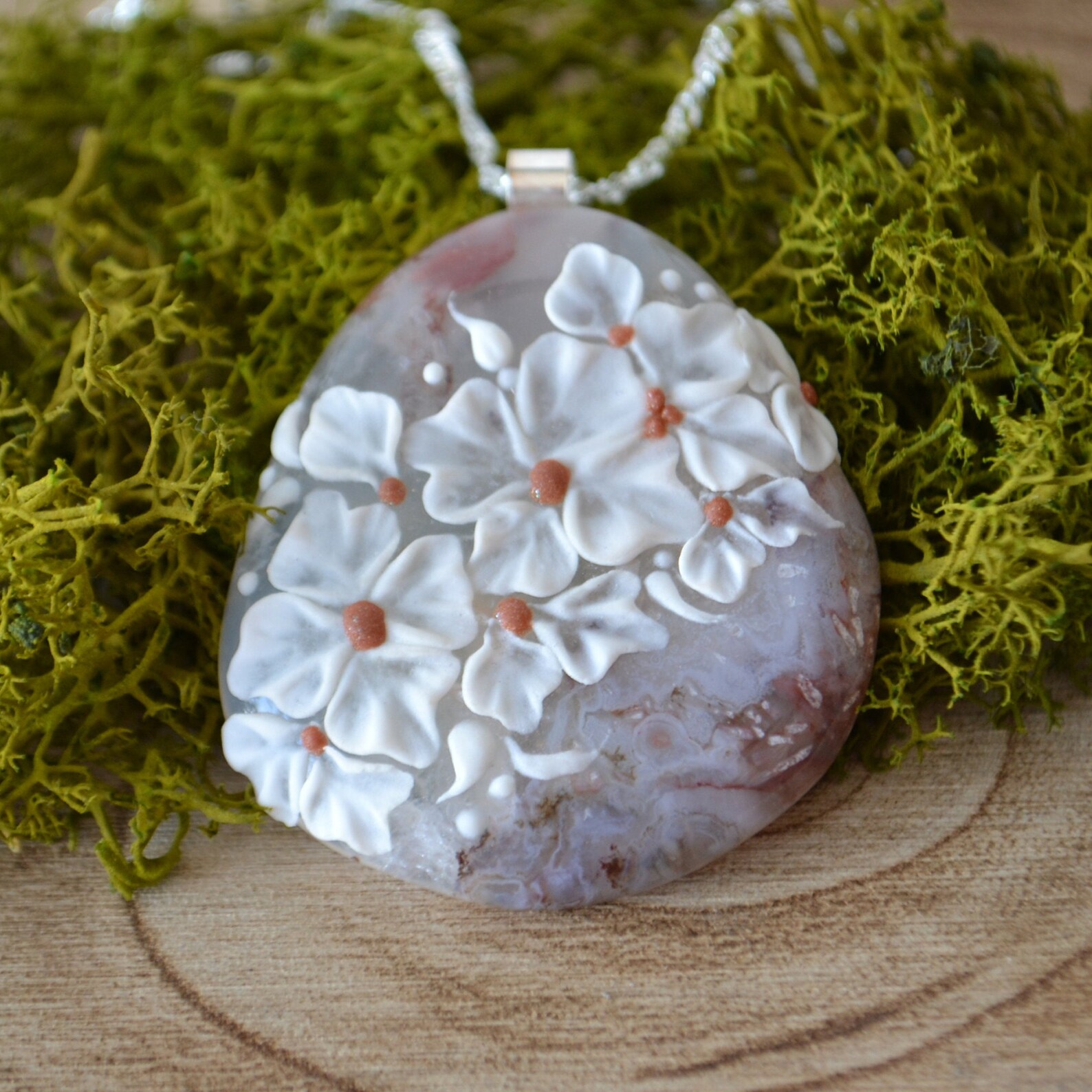 Hand Sculpted White Flowers Agate Pendant Necklace, Handcrafted Artisan ...