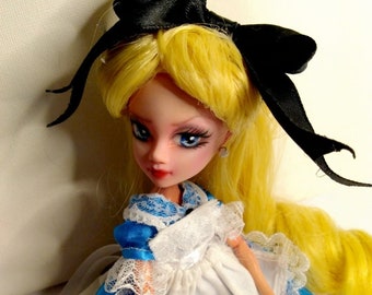 Monster High Doll Alice - Etsy