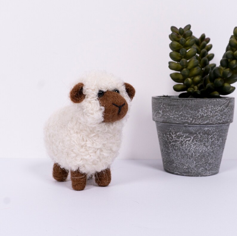Needle Felted Sheep Figurines Handmade Felted Ornament Made - Etsy