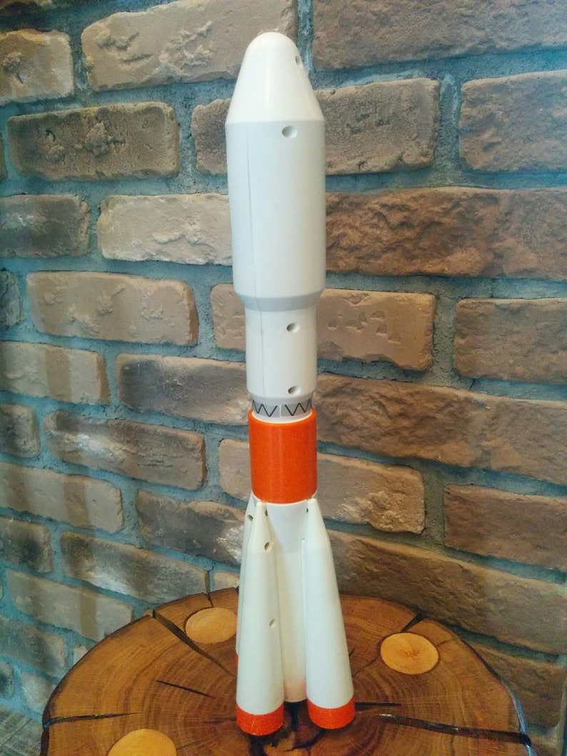Russian Space Rocket MIR Gagarin First USSR Cosmonaut Toy Starship ...