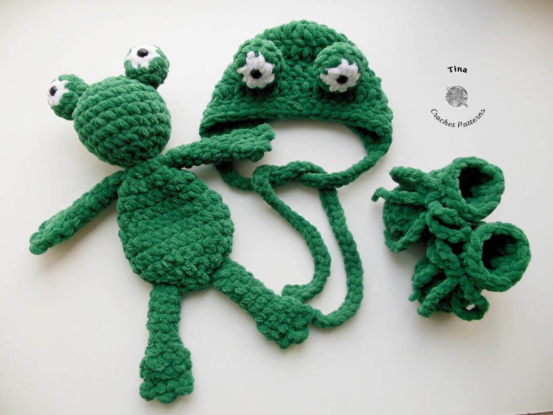 CROCHET PATTERN Baby Frog Bonnet, Booties & Toy Outfit, Photo Prop ...