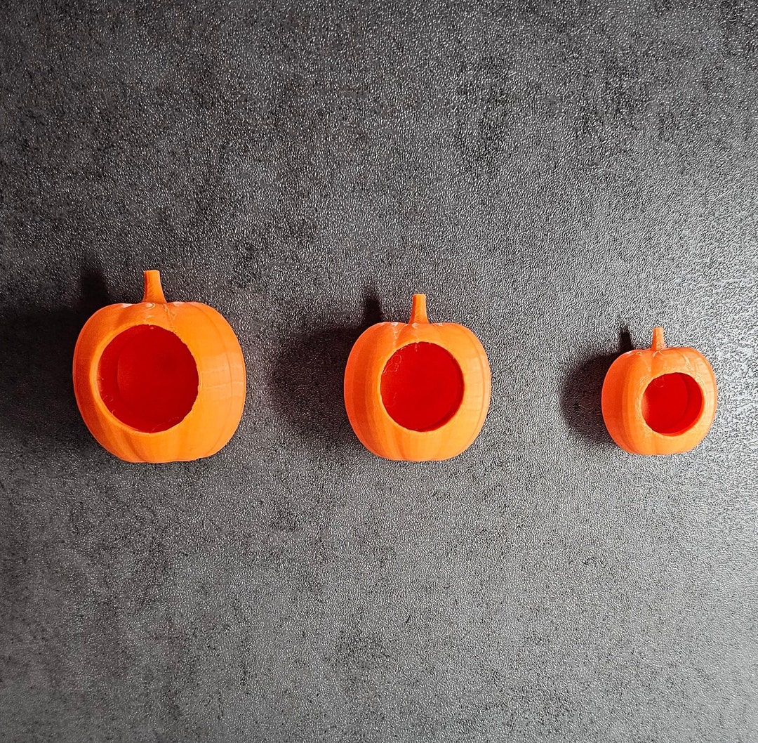 Magnetic Fall Pumpkin Hide for Jumping Spiders or Arboreal Tarantula ...